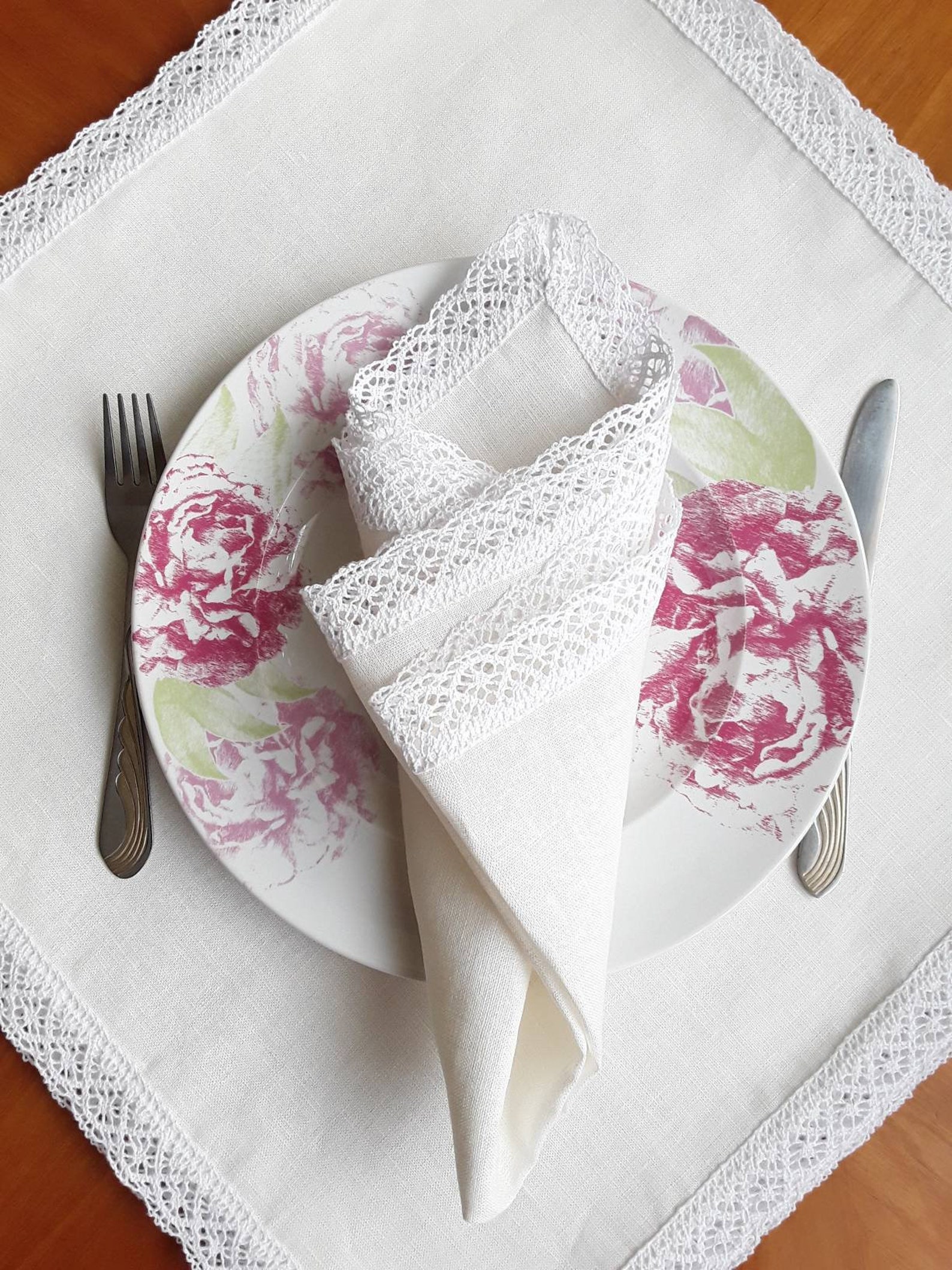 White Linen Napkins Lace Edging Napkins With Lace Etsy white-linen-napkins-lace-edging-napkins-with-lace-etsy