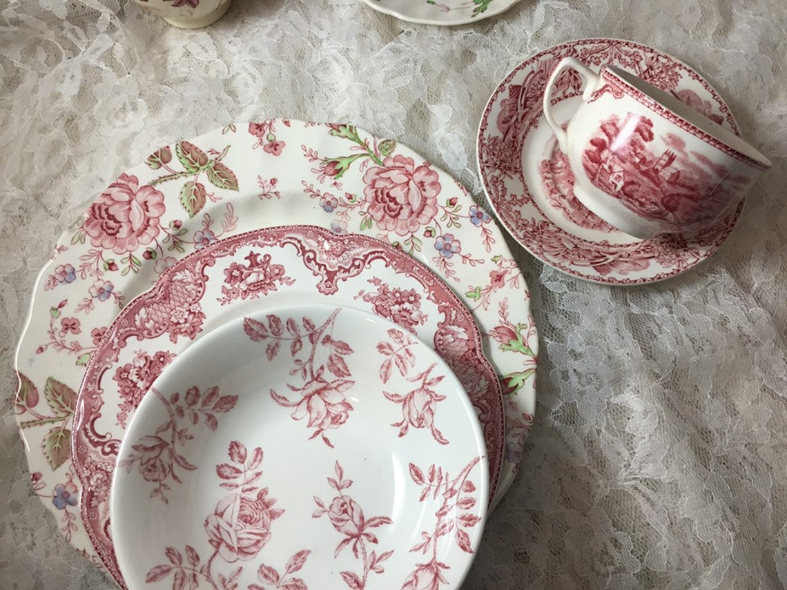 12 Place Sets (66 Pieces) Including Serving Dishes Vintage Mismatched ...