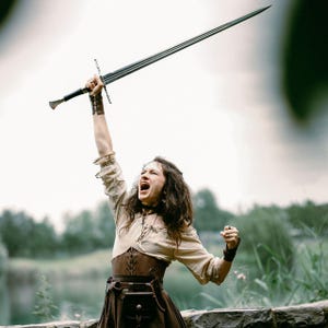 New Handmade Witcher Sword - Geralt of Rivia's Master Sword - Feline ...