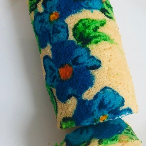 Vanilla Swiss Roll / Batik Swiss Roll - Etsy