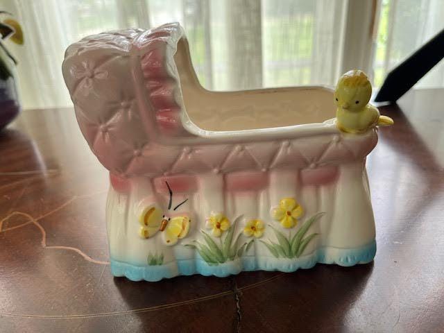 Vintage 1970's Inarco Hand Painted Musical Baby Crib Planter - Etsy