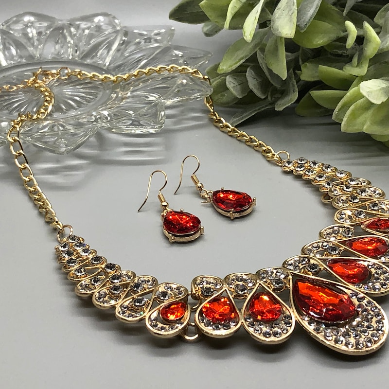 Red Necklace Set - Etsy