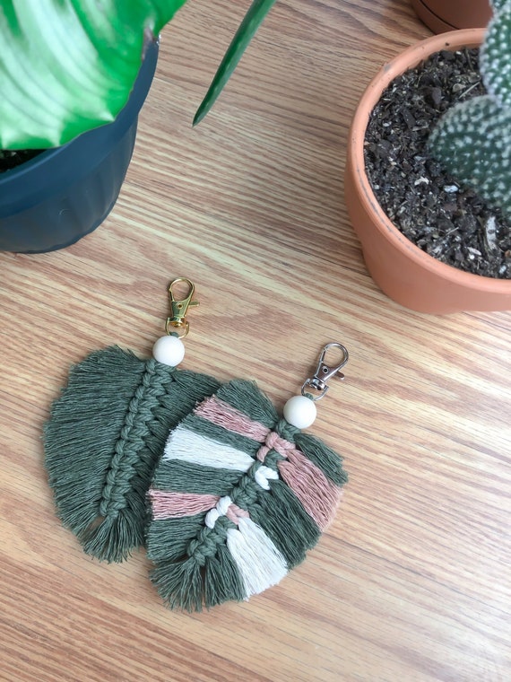 Macrame Leaf Keychain Macrame Feather Keychain Boho - Etsy