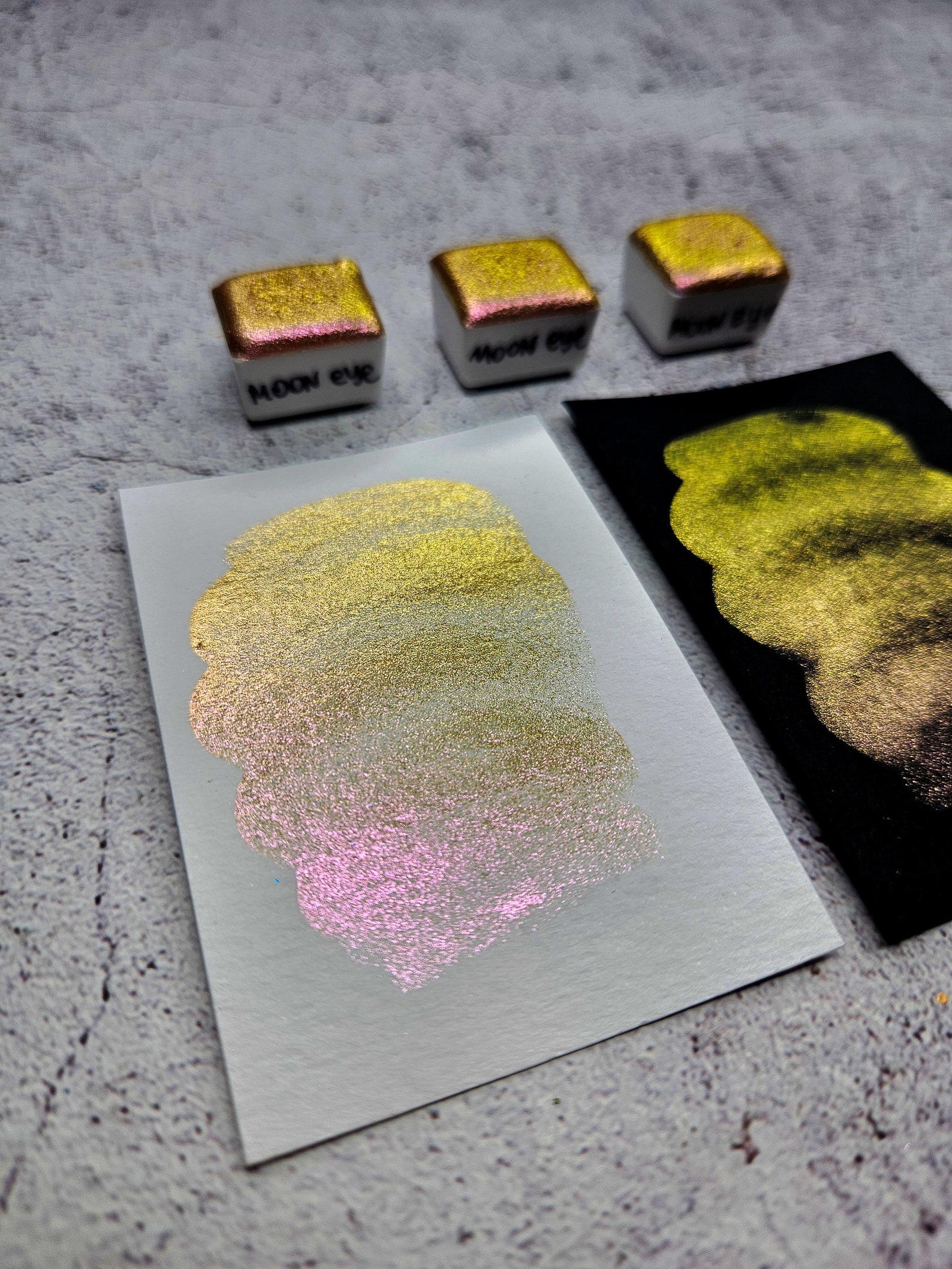 MOON-EYE Colorshift Half Pan Watercolor, Duochrome Metallic Paint ...