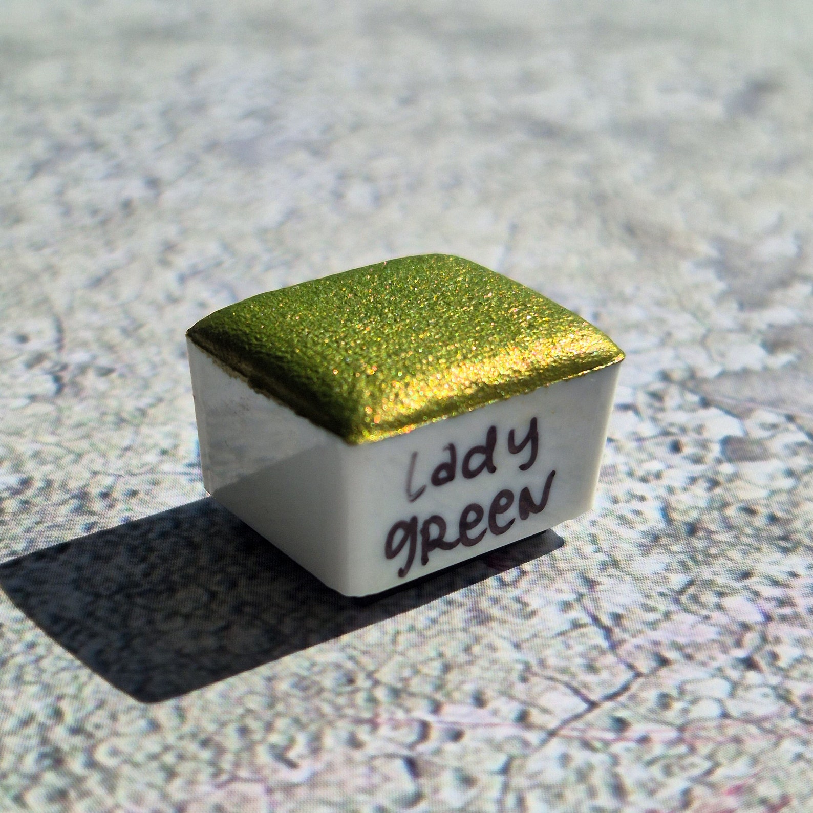 LADY GREEN Half Pan Duochrome Paint to Journaling, Shiny Watercolor for ...