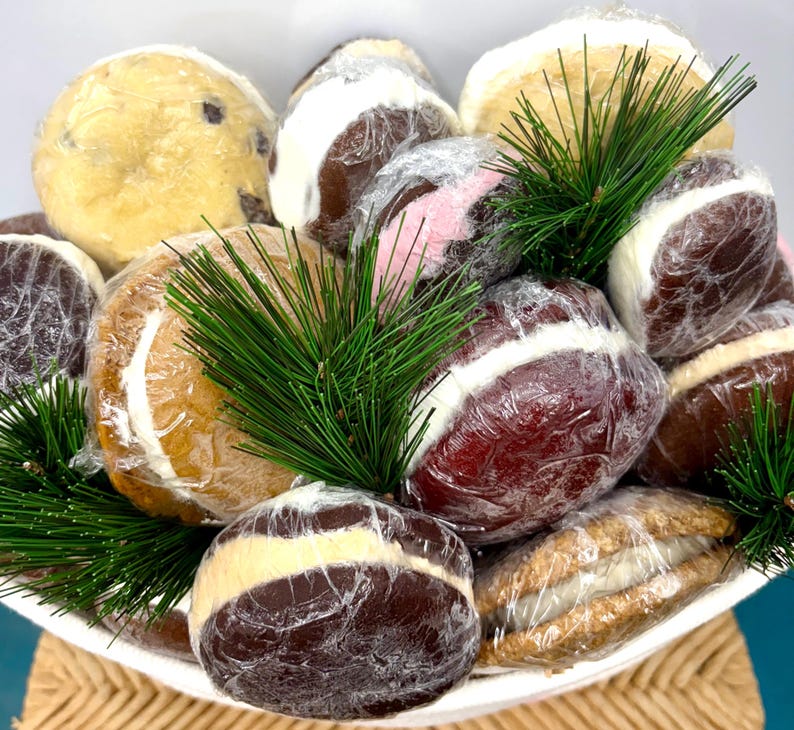 Gift Basket; Whoopie Pie Delight, Large and Mini Homemade Variety ...