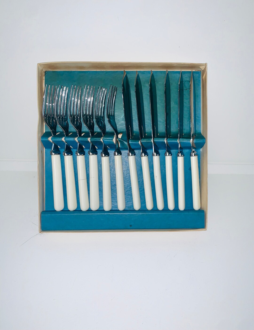 Sheffield - Silver Plated, Faux Bone / Zylonite Handled Boxed 12 Piece ...