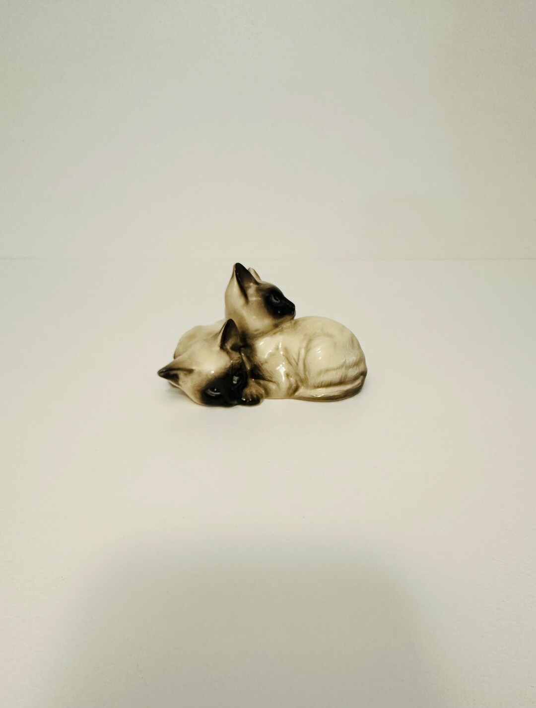 Beswick Pair of Siamese Cats With Blue Eyes Figurine. 1296, Made in ...