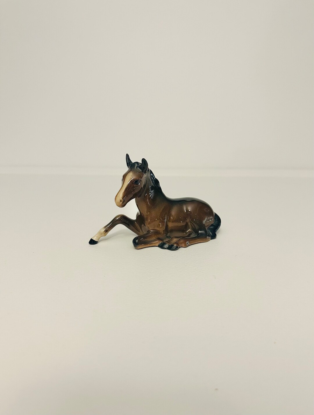 Beswick - Lying Down Foal, in Brown Colourway. Glossy, Model 915 - Etsy