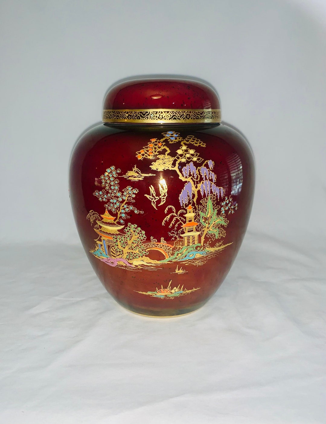 Crown Devon, Fieldings - Rouge Royale, Mikado / Pagoda Pattern Large ...
