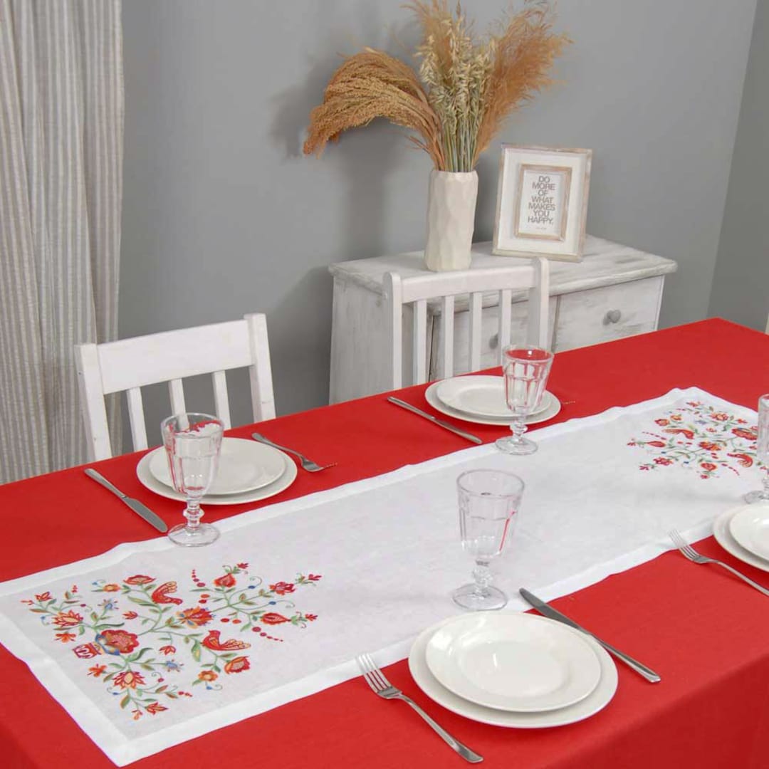 Embroidered Linen Table Runner. Table Linens, Table Decor. Size 136x40 ...