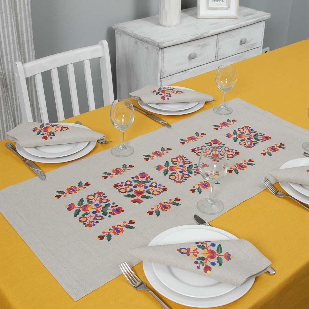 Embroidered Table Linens of Yavoriv Flowers Collection. Napkins, Table ...