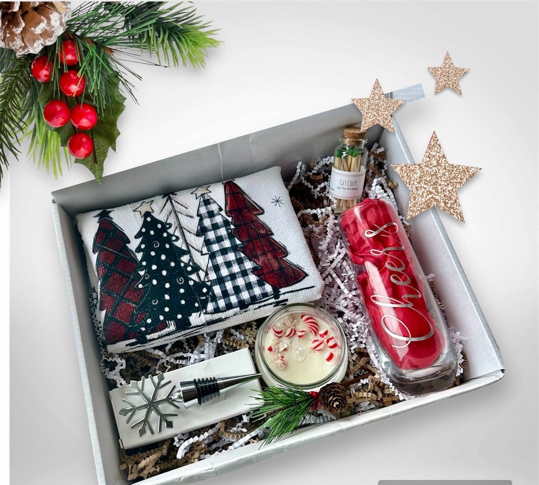 Holiday Gift Box - Christmas Gift Basket - Warm and Cozy Gift Box ...