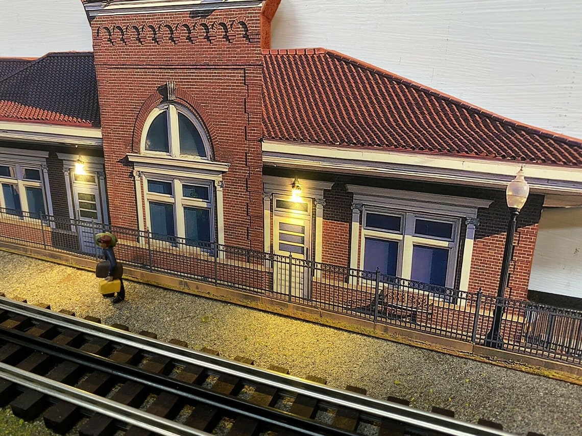 HO Scale Train Station 2 Building Flat W Leds for Use as a - Etsy