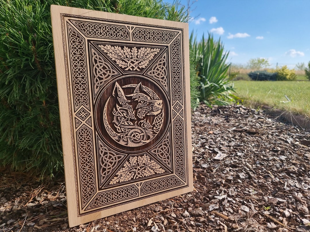 Norse Mythology Alpha Wolf Celtic Knot Wall Decor, Unique Carved ...