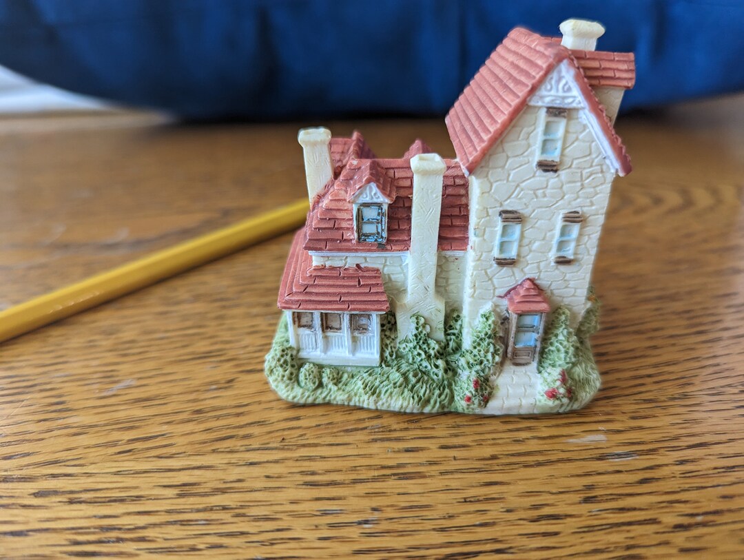 Liberty Falls Collection Miniatures / Tully House Miniature AH87 / the ...