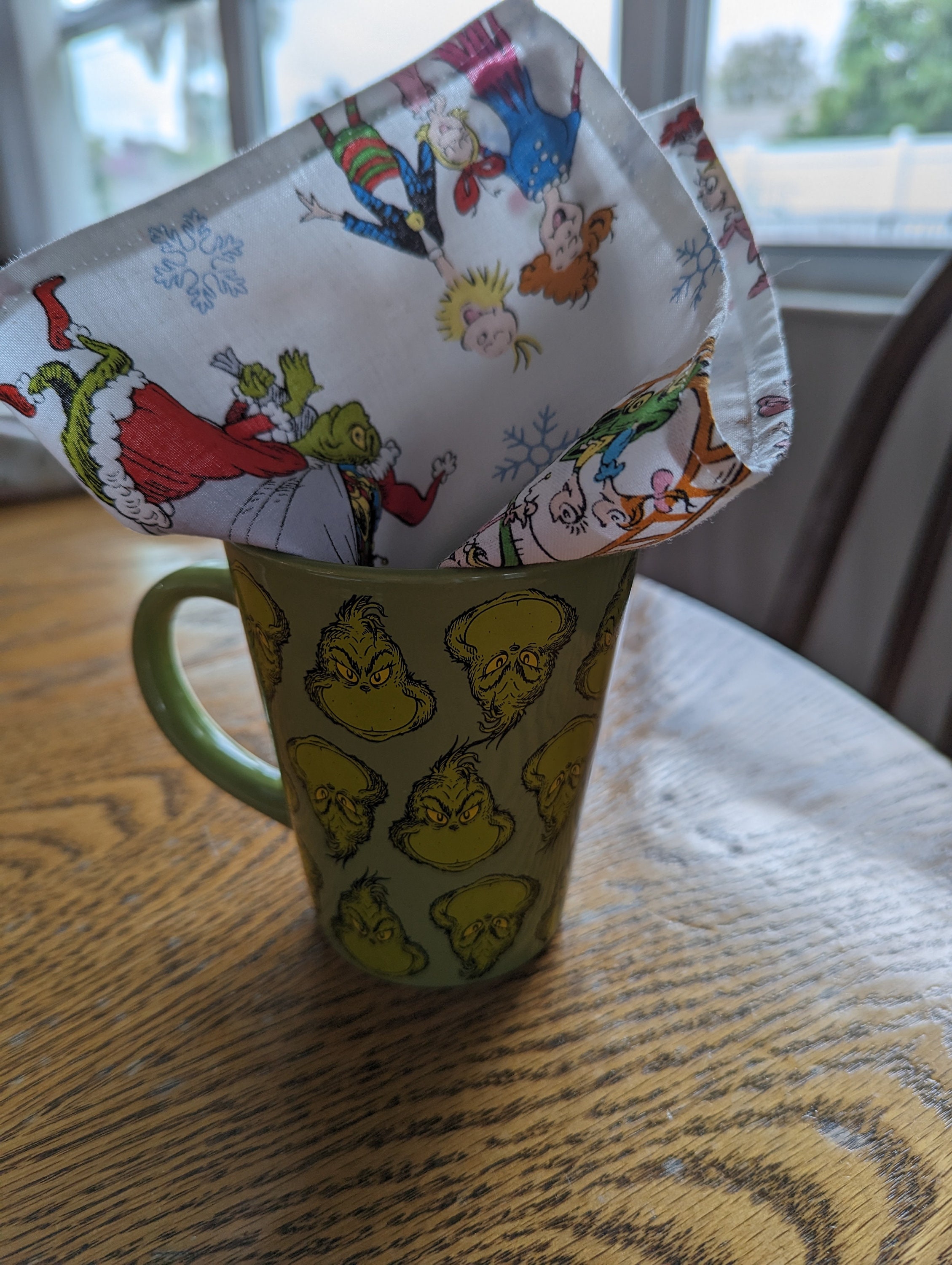 Christmas Cloth Napkins/ Grinch Cloth Napkins/ How the Grinch Stole ...