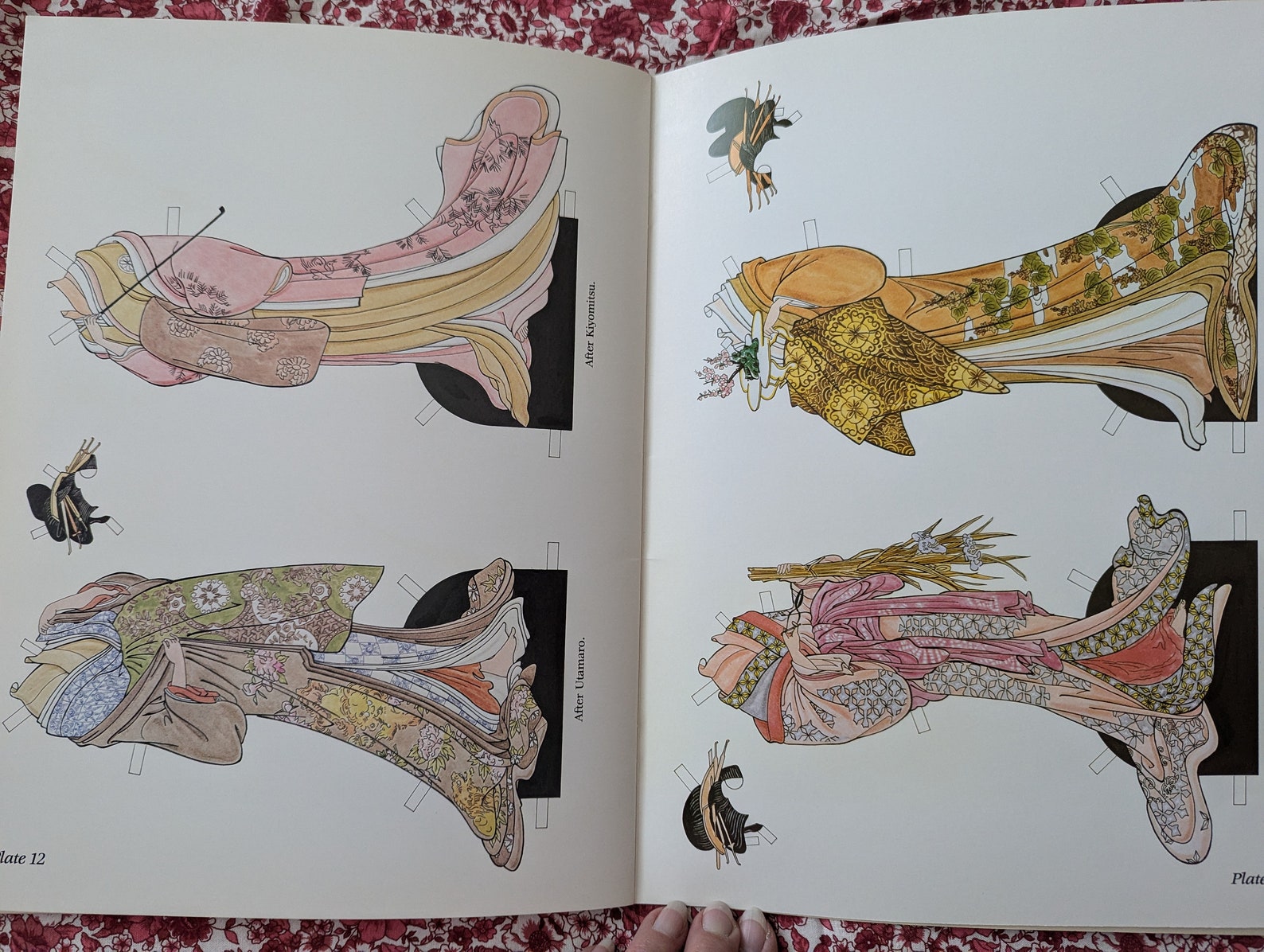 Japanese Kimono Paper Dolls in Full Color/ Ming-ju Sun Paper Dolls ...