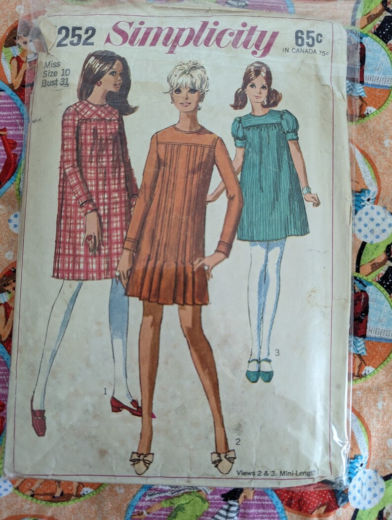 Simplicity 7252/ Vintage Yoke Dress. Pattern From 1967/vintage 1967 ...