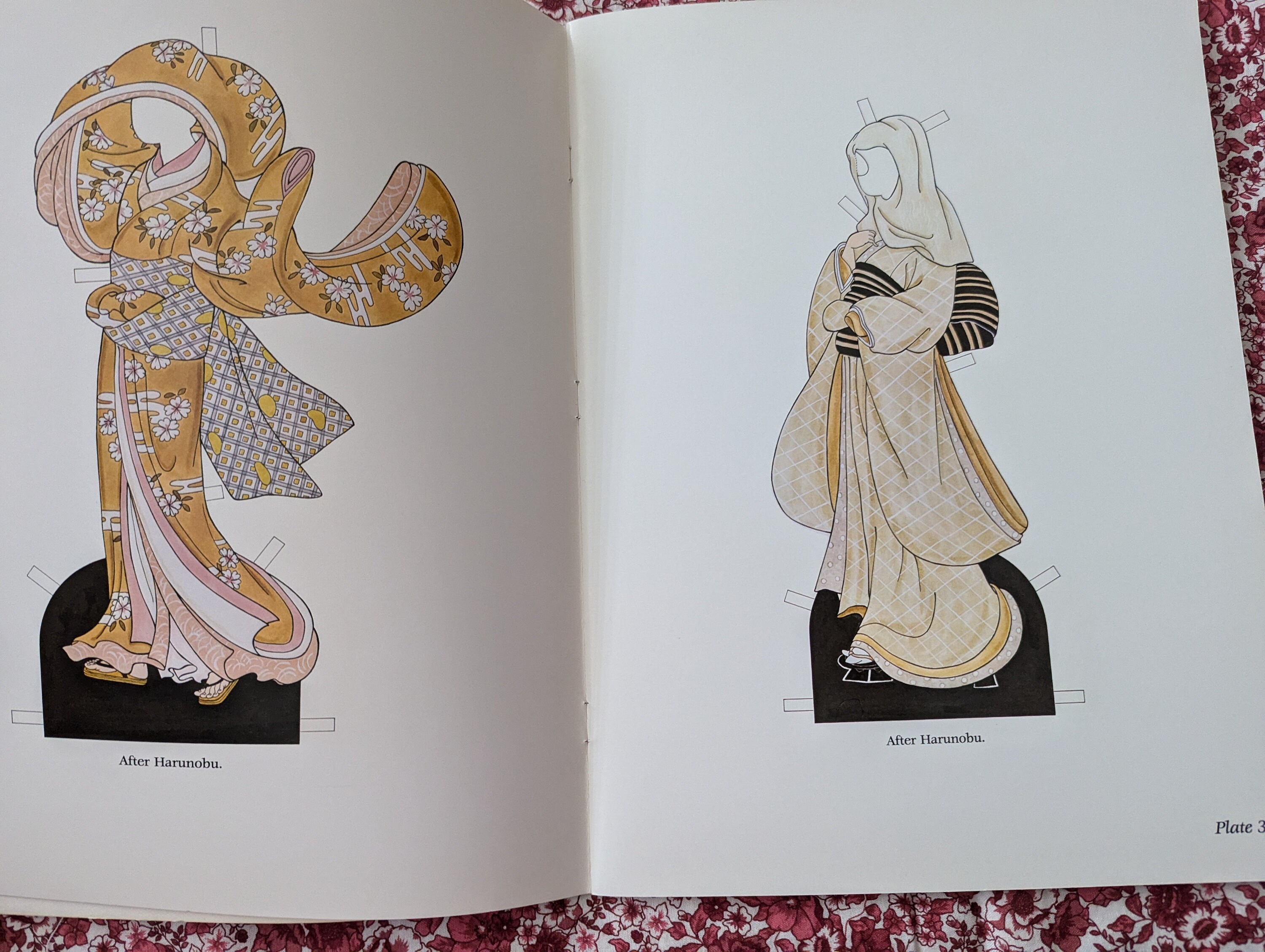 Japanese Kimono Paper Dolls in Full Color/ Ming-ju Sun Paper Dolls ...
