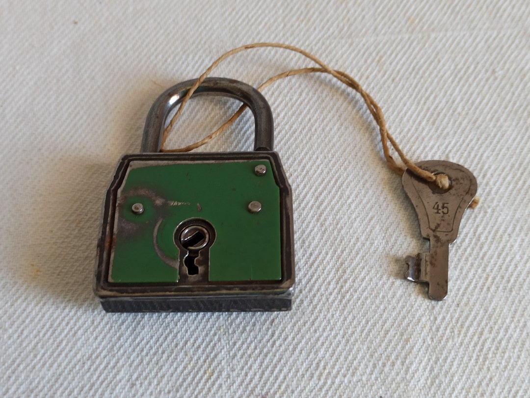 Nice Vintage Padlock, Lock and Key Early 1960s - Etsy