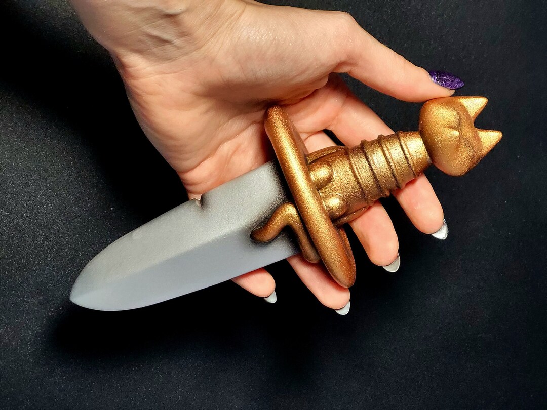 El Gato / Kitten Dagger Cosplay Prop | FINISHED&PAINTED - Etsy
