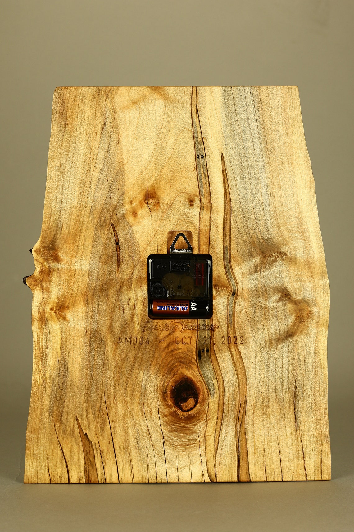 Live Edge Ambrosia Maple Clock - Etsy