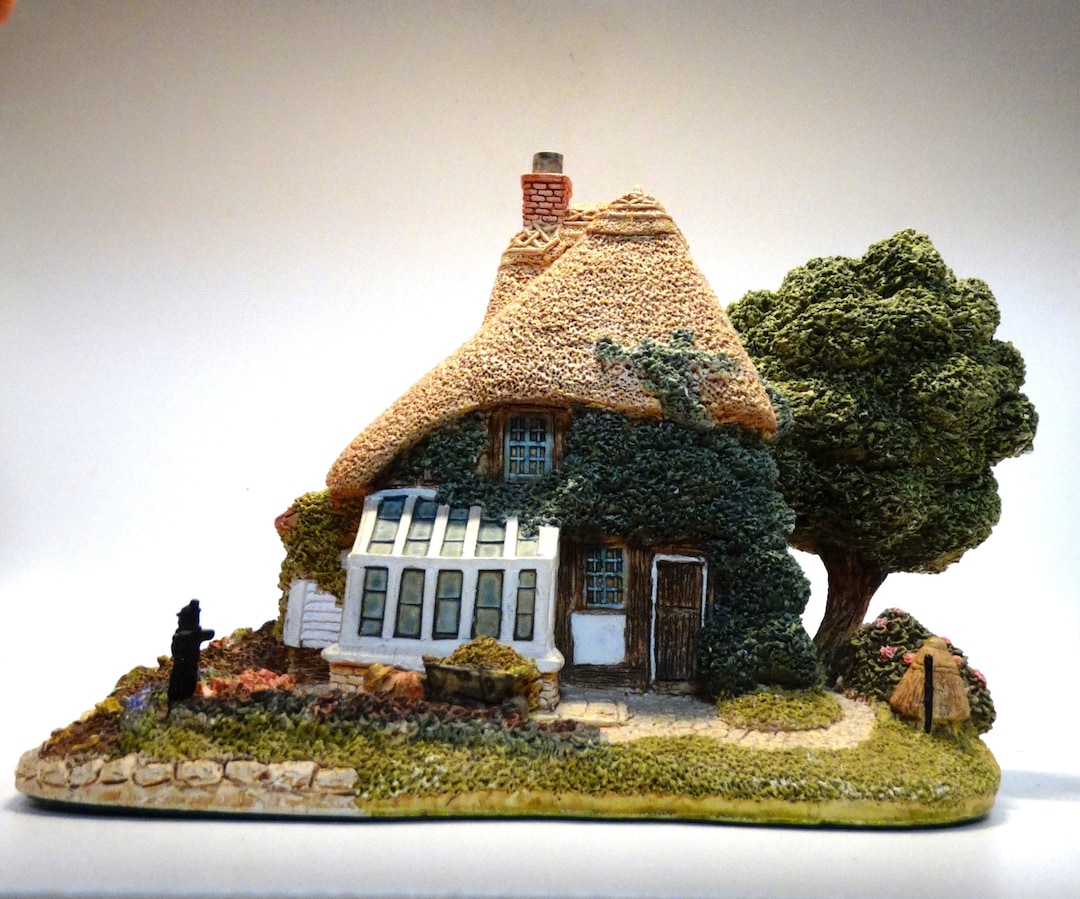 Vintage Lilliput Lane Gardners Cottage - Etsy Vintage Lilliput Lane Gardners Cottage - Etsy