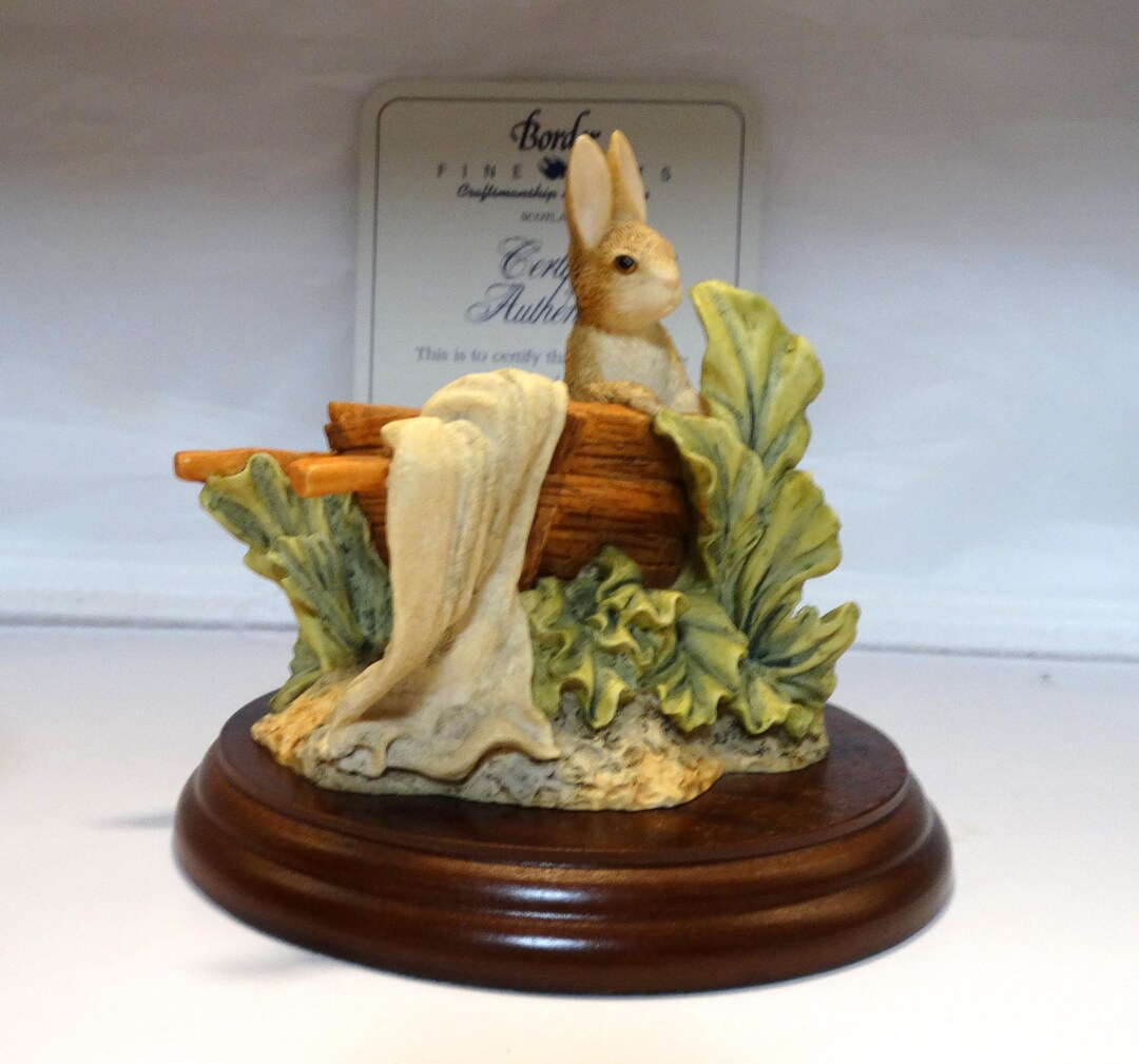 Vintage Beatrix Potter Peter Rabbit Border Fine Arts Peter Rabbit in ...