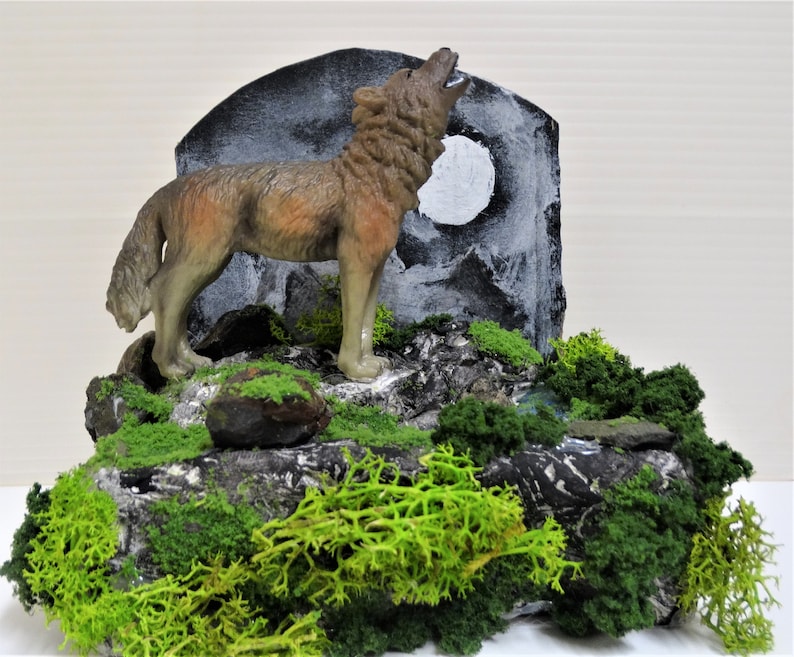 Wolf Diorama 2 - Etsy