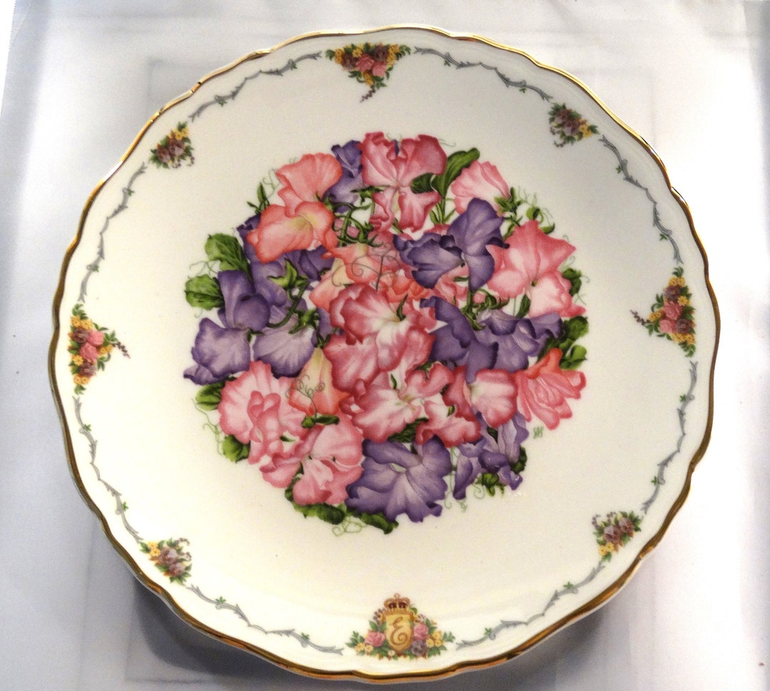 Vintage Royal Albert 'the Queen Mother's Favoutite Flowers' Sweet Peas ...