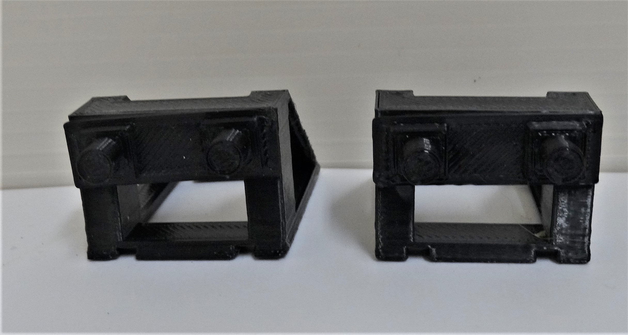HO/OO Model Railway Models 2 X Black Buffer Stops - Etsy UK