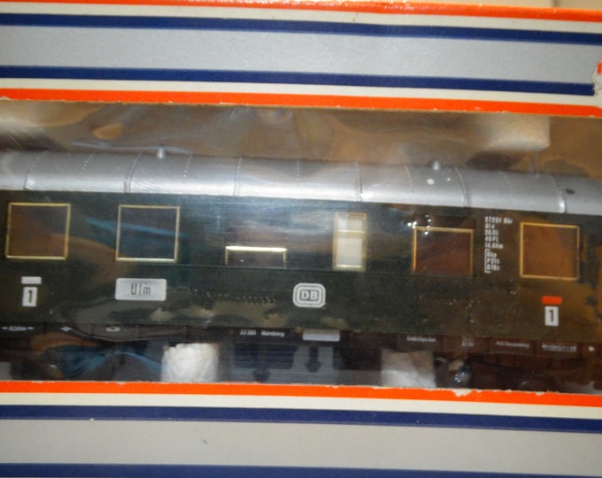OO Gauge Scrapyard GWR Castle Locomotive, Heavily Rusted and Weathered ...