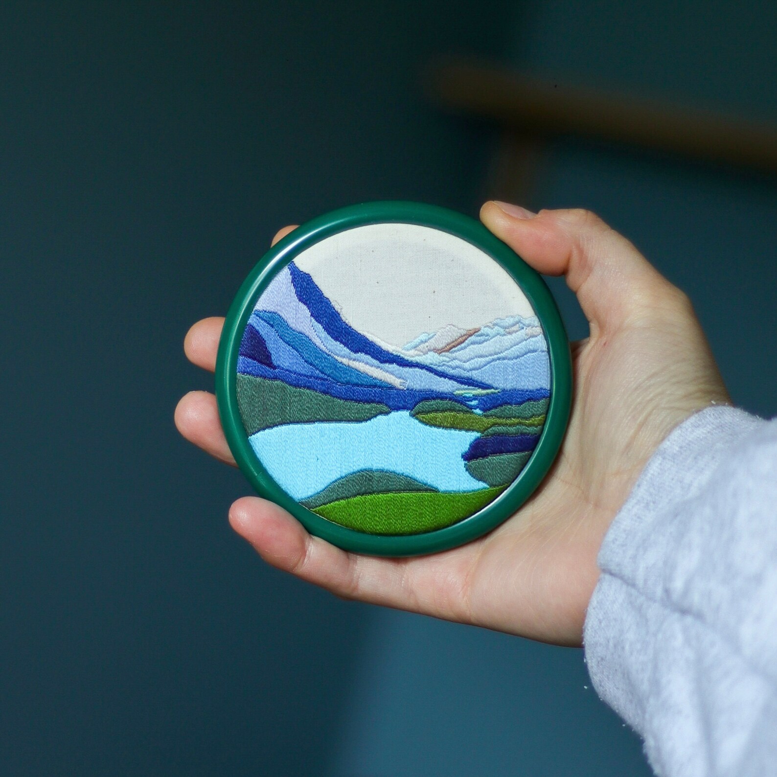 Peyto Lake Embroidery Pattern Mountain Hand Embroidery - Etsy