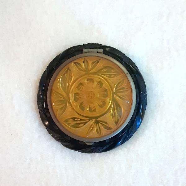 Bakelite Compact - Etsy