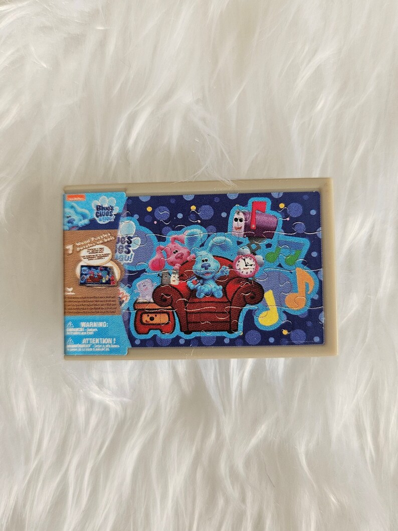 Mini Blues Clues Puzzle Badge Pin Mini Toys Quirky Weird Oddities Kids ...