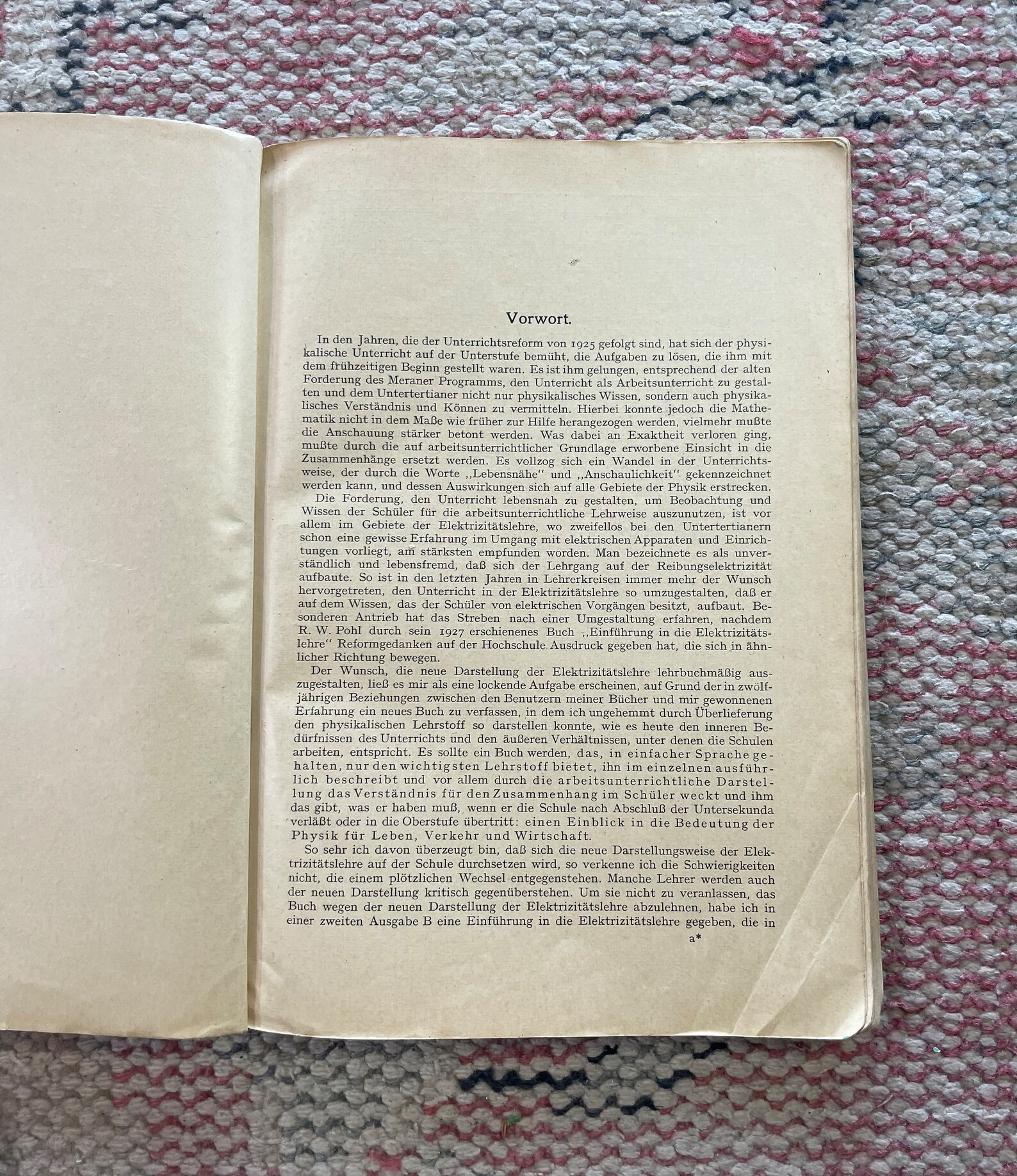 Vintage 1933 German Physics Text Book - HAHN-HENCKEL - Lehrbuch Der ...