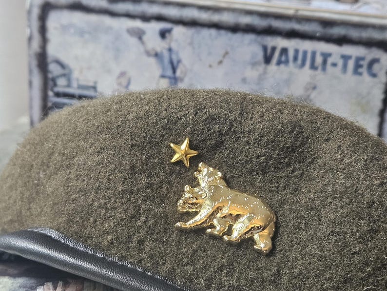 NCR Officer Beret Pins - Bear and Star - Fallout New Vegas Inspired - Etsy