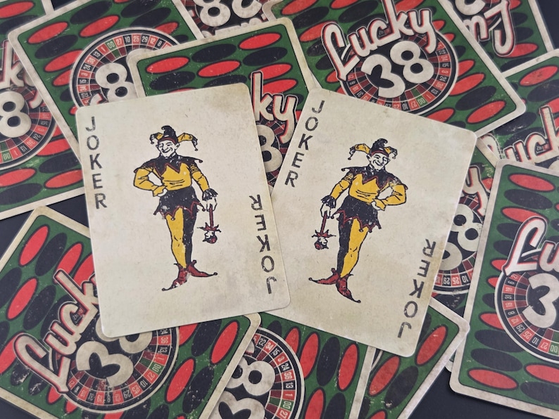 Lucky 38 Weathered Deck of Playing Cards - Caravan Fallout New Vegas ...