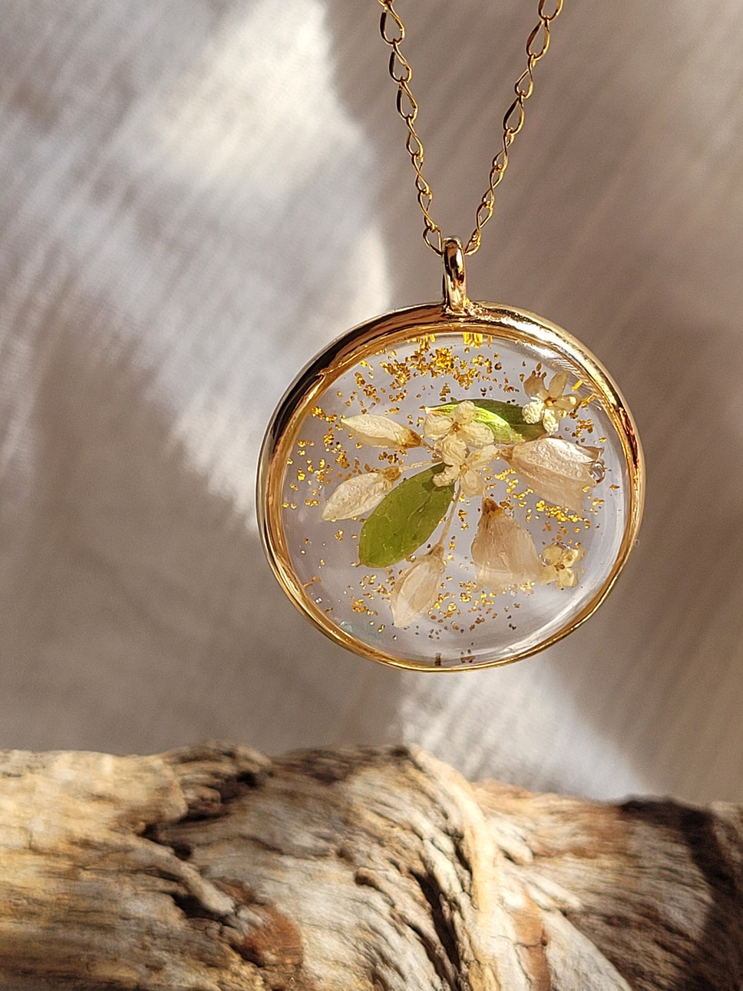 Pressed Flower Necklace | Cottagecore Nature Inspired Resin Pendant ...