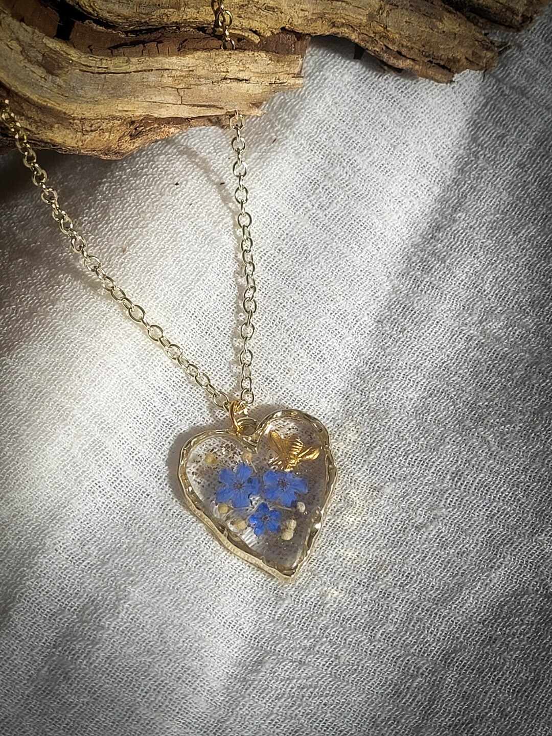Pressed Flower Gold Bee Necklace | Handmade Cottagecore Heart Resin ...