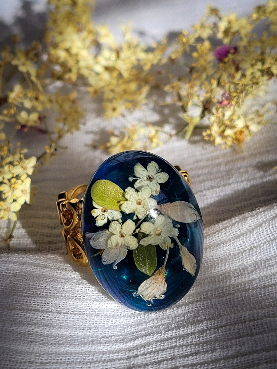 Pressed Flower Cottagecore Ring | Real Flower Resin Gold Statement Ring ...