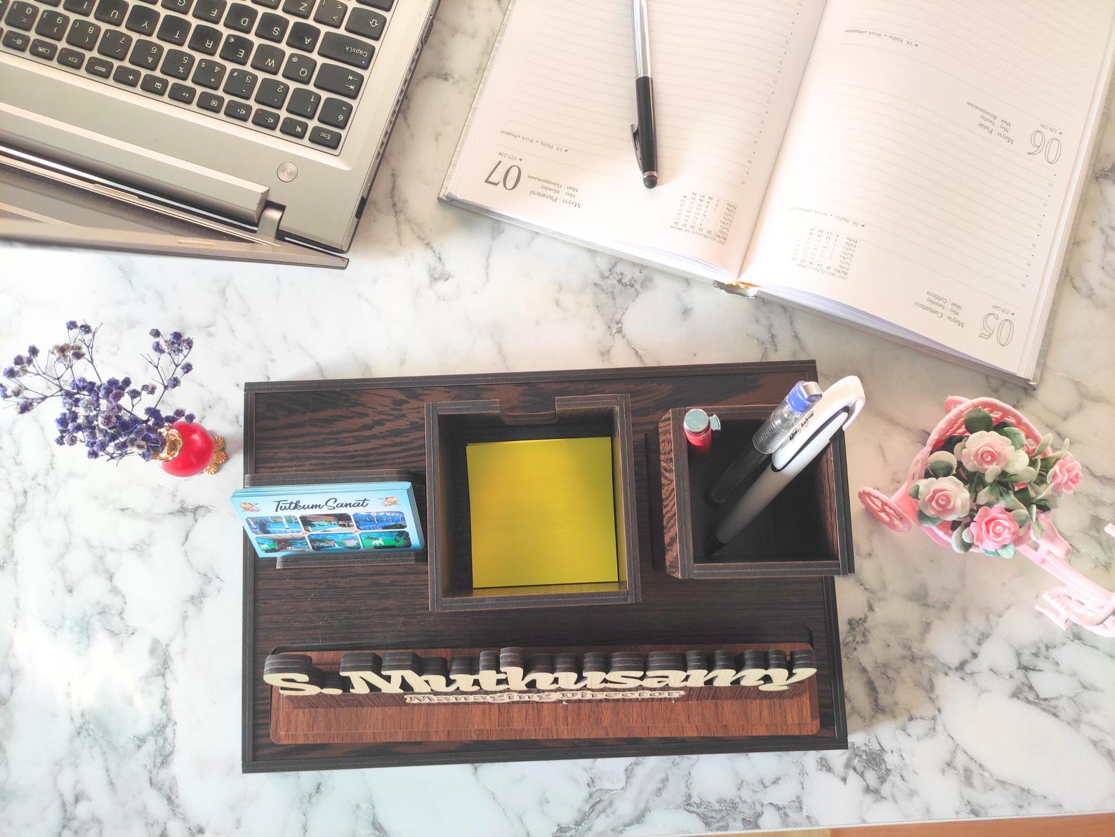 Custom Design All-duty Desk Name Plate, Table Name Plate With Business ...