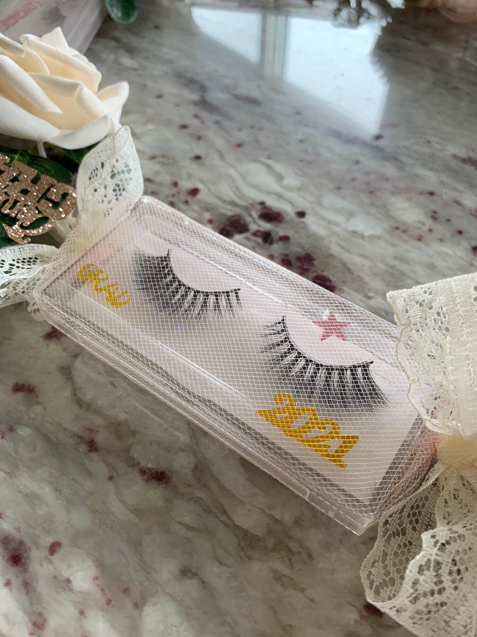 Lash Graduation Lei - Etsy