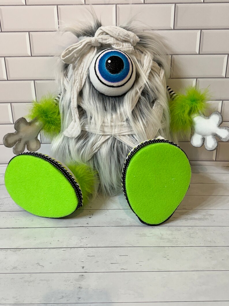 PREORDER Monster Mummy Wreath Attachment, Halloween Wreath Attachment ...