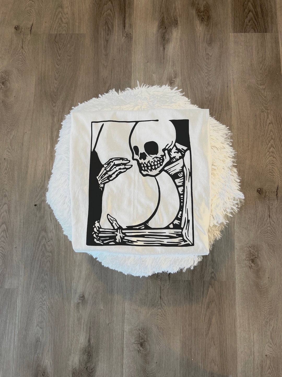 Skeleton Hugging Booty Graphic Short Sleeve T-shirt - Etsy