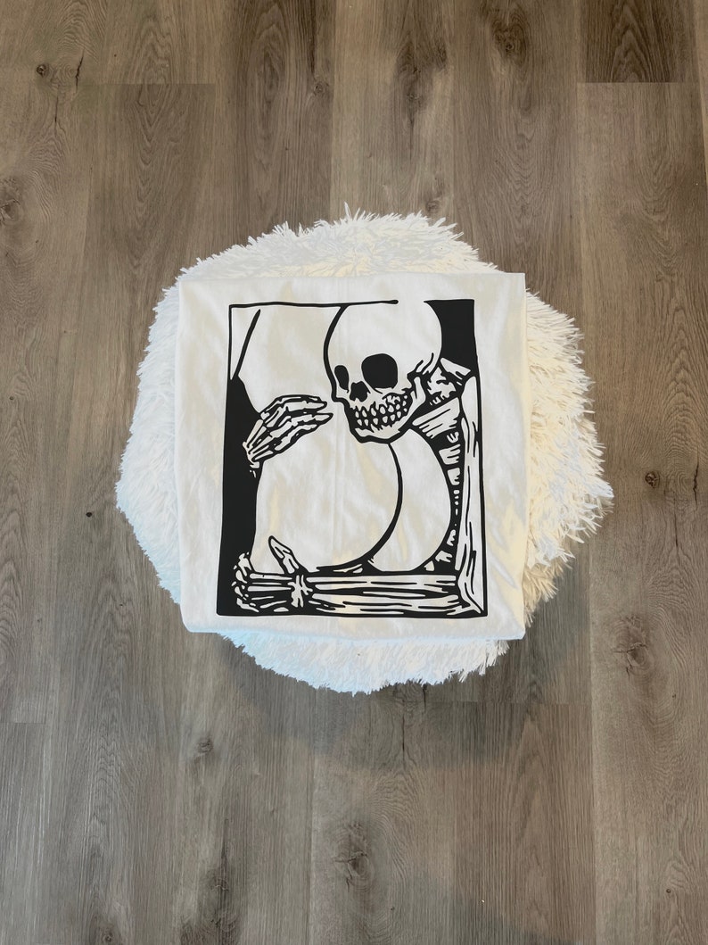 Skeleton Hugging Booty Graphic Short Sleeve T-shirt - Etsy Australia