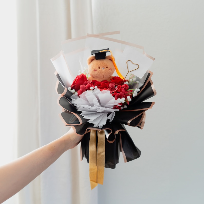 Handmade Graduation Bear Plushie Bouquet With Customizable Note ...