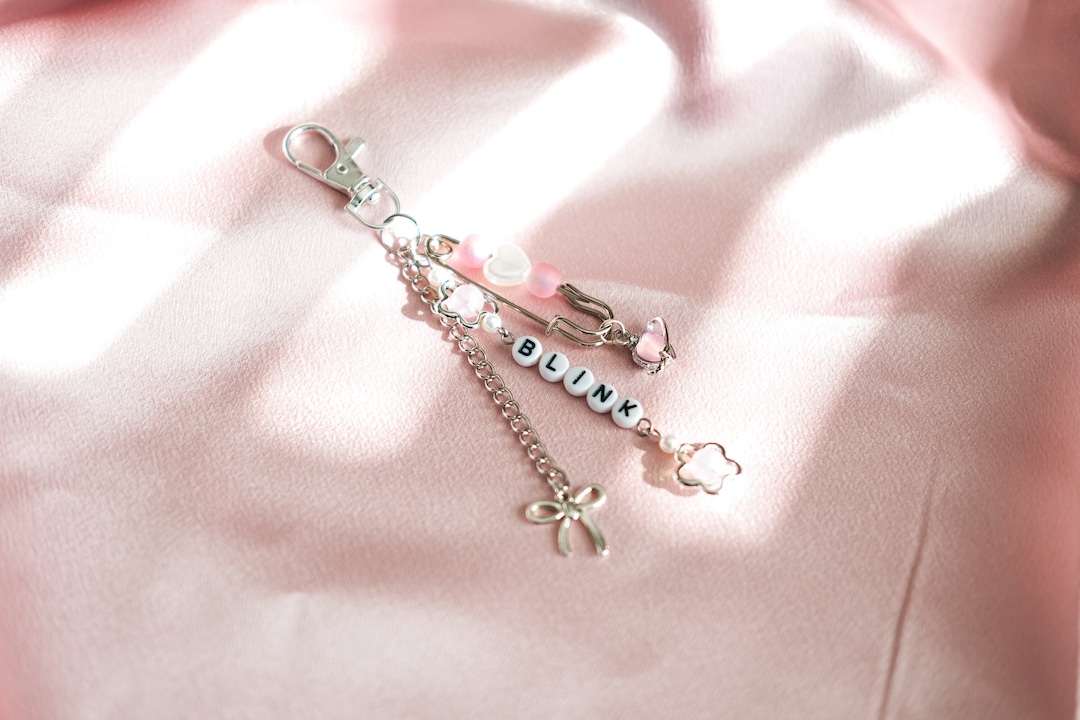 BLACKPINK 'BLINK' Inspired Charm Keychain K-pop Phone Accessory, Beaded ...