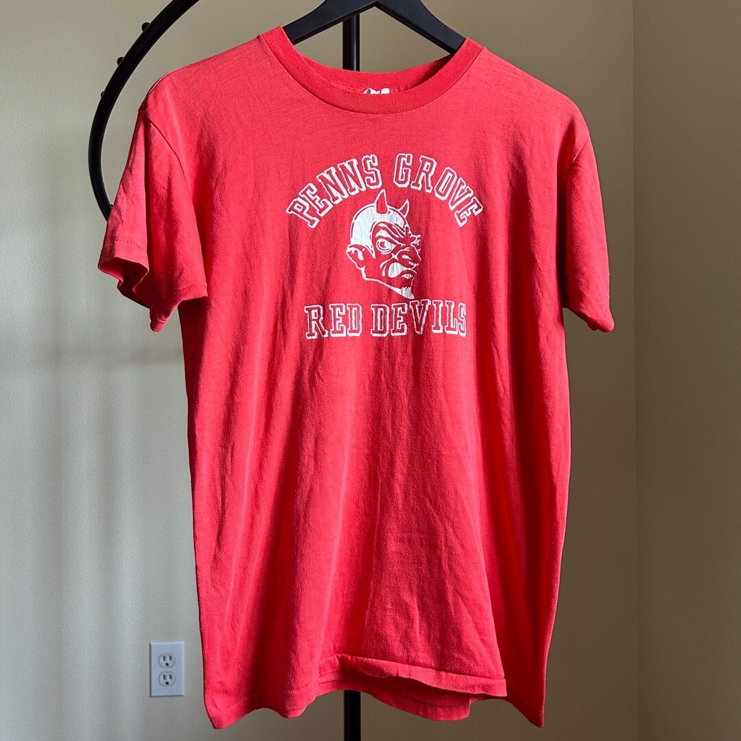 1970s “red Devils” T Shirt - Etsy